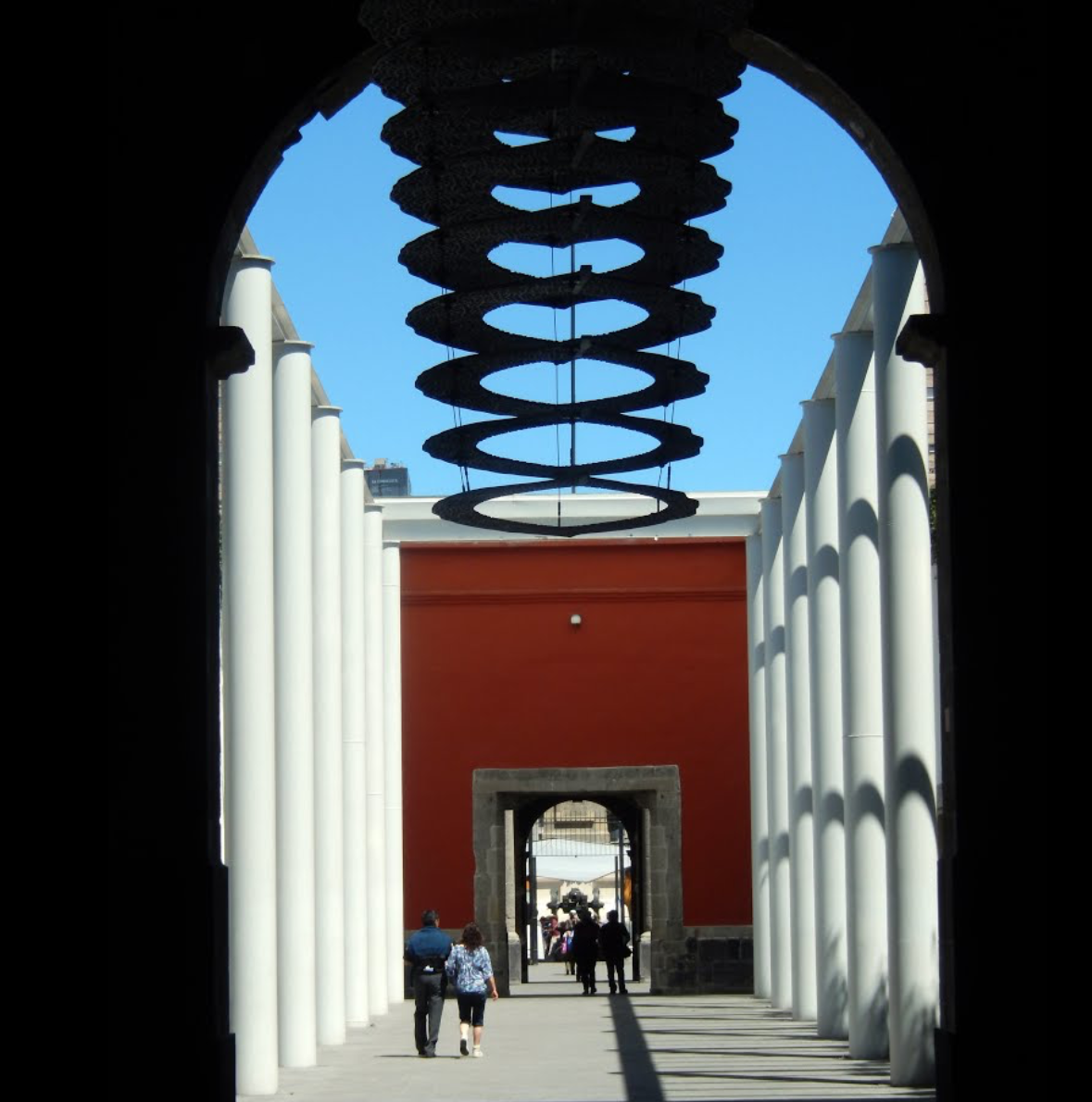 Downtown Mexico's Library - InMexico