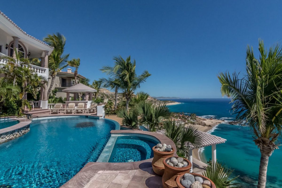 On The Market: Casa De Cascadas - InMexico