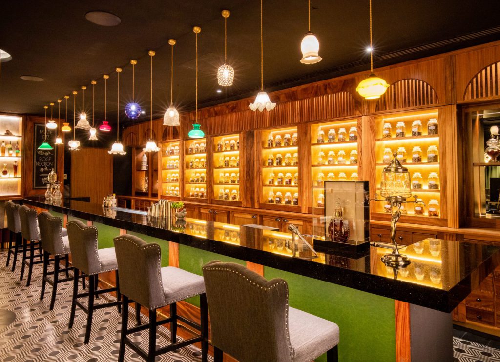 La Botica: The First Speakeasy and Piano Bar in Los Cabos - InMexico